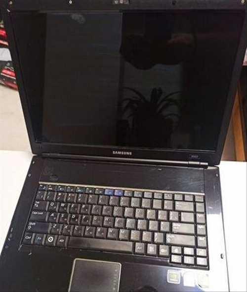 Ноутбук Samsung R560 с SSD