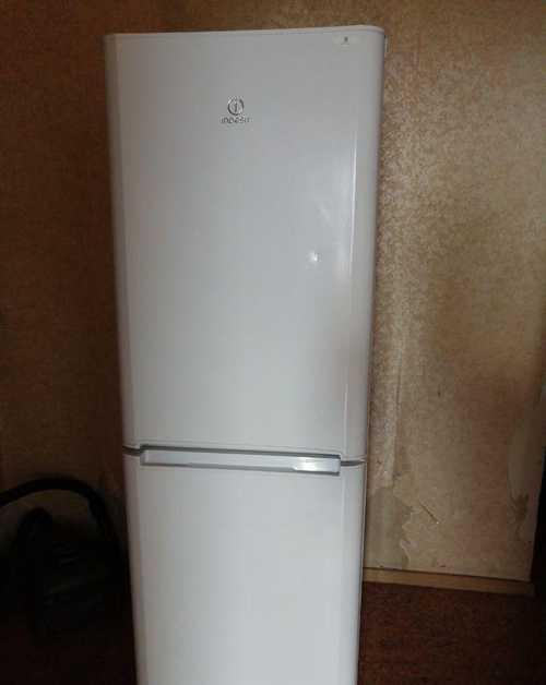 Холодильник Indesit Bl 1601