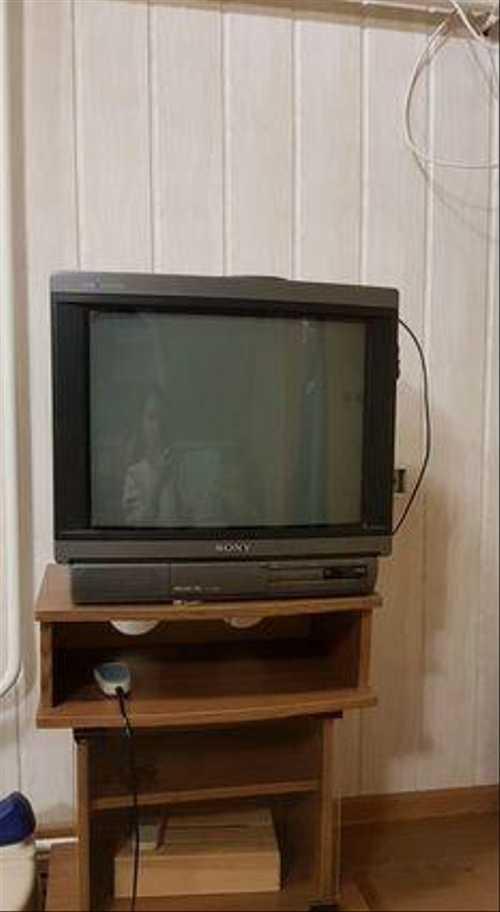 Продаю телевизор Soni Trinitron 55 см