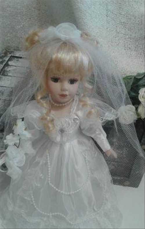 Кукла фарфоровая Невеста