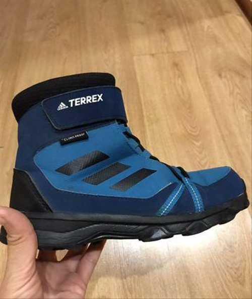 Ботинки зимние на мальчика Adidas Terrex clima pro