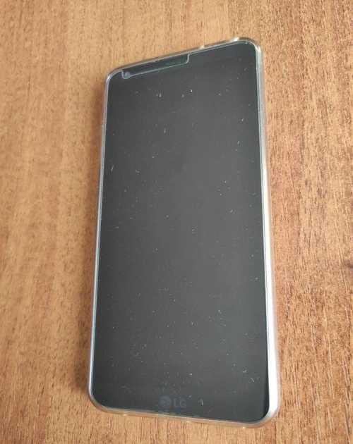 Смартфон LG G6 (H871) 32 Гб черный