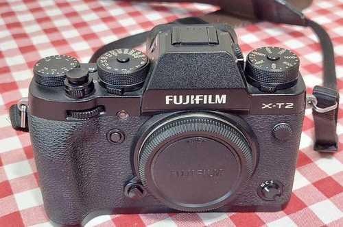 Fujifilm X-T2, VPB-XT2, Samyang 12mm/2.0