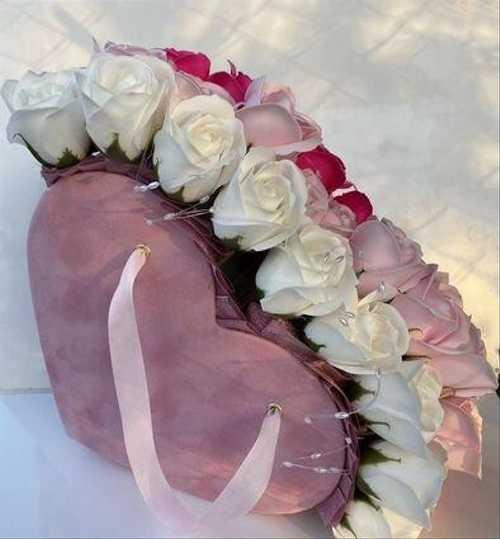 Букет из 29 мыльных роз в бархатном сердце