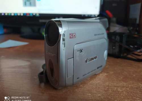 Видеокамера Canon MV930