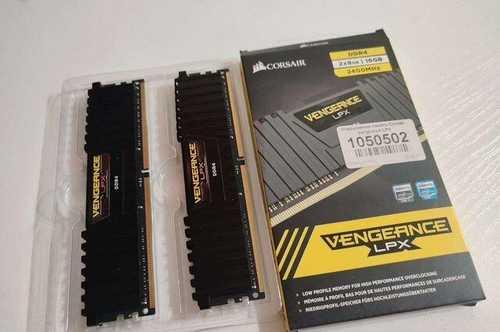 Оперативная памят Corsair DDR4 16gb 2400