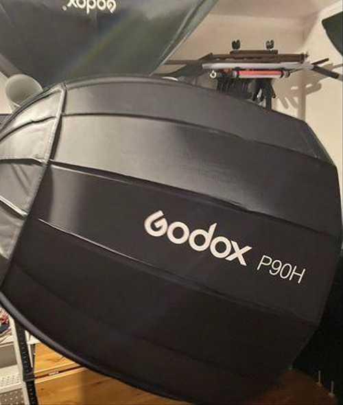 Софтбокс параболический Godox P90H