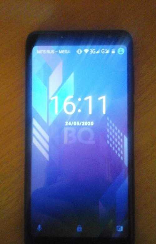 Продам телефон BQ-5702