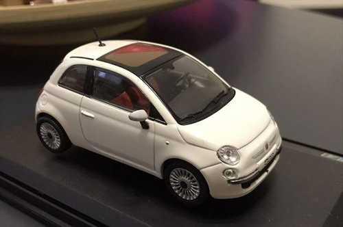 Модель Fiat 500