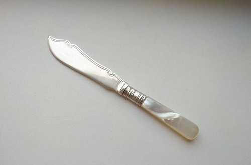 Старинный английский нож, серебрение, перламутр