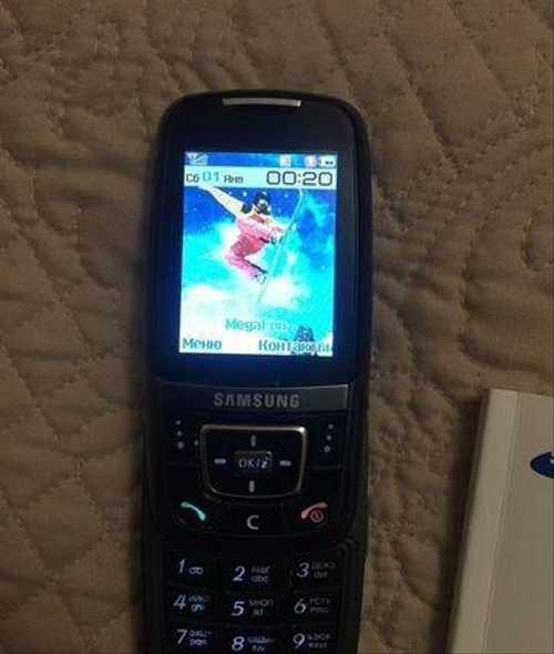 Телефон Samsung SGH-D600