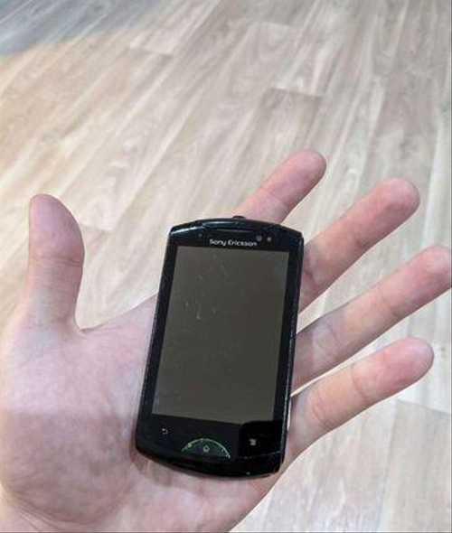 Телефон Sony Ericsson wt19i