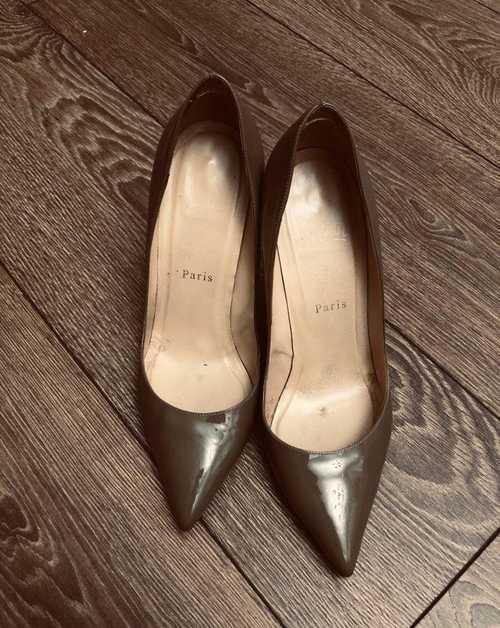Туфли закрытые Christian Louboutin, р.39, оригинал
