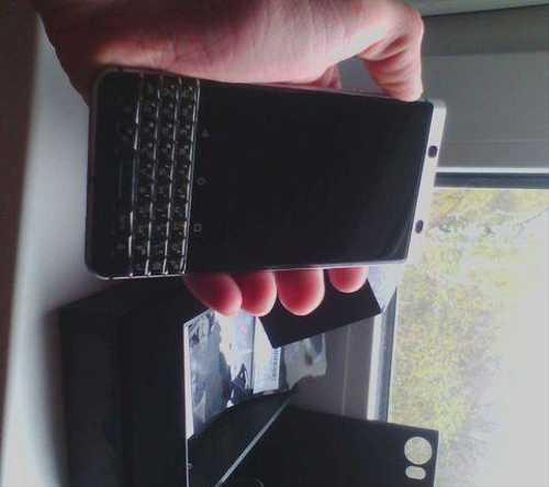BlackBerry KeyOne Silver