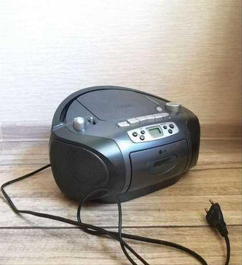 Мангнитофон кассетная магнитола LG