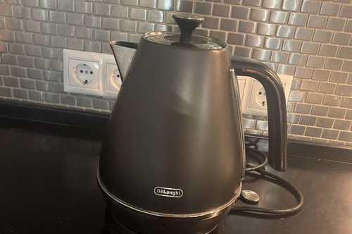 Чайник электрический delonghi