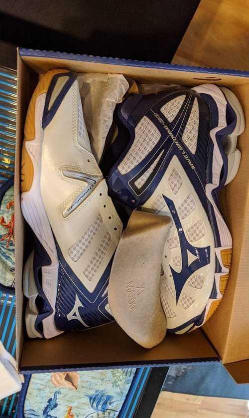 Кроссовки Mizuno wave lightning rx3