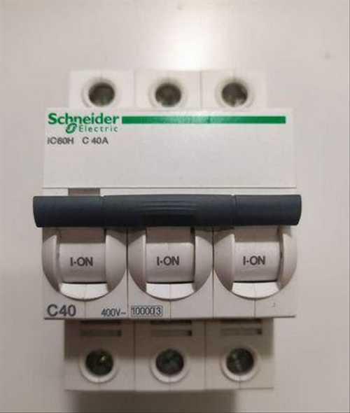 Schneider Electric A9F89340 iC60H C 40A 3P 10кА