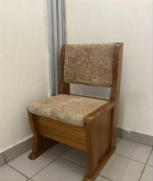 Деревянное советское кресло стул