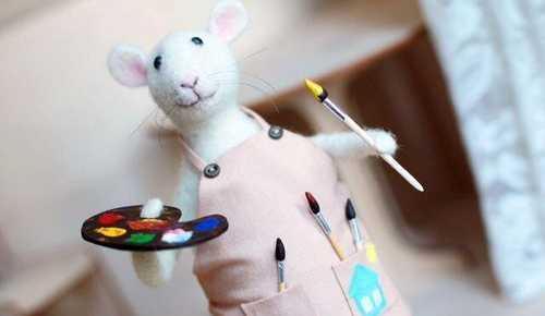 Мышка - художник ручной работы