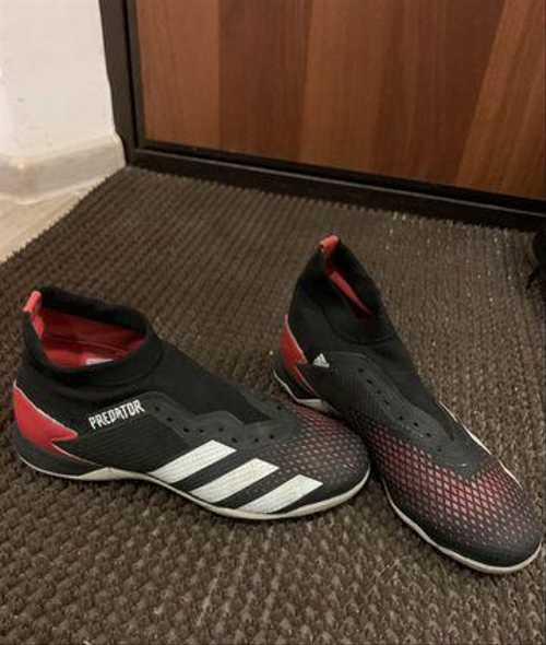 Футзалки adidas predator 39 р