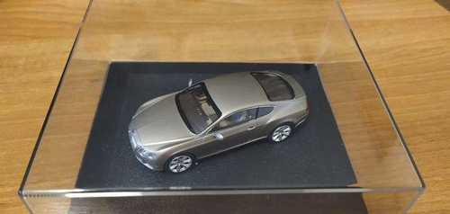 1:43 Minichamps Bentley Continental GT