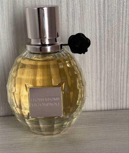 Парфюмерная вода Flowerbomb Victor & Rolf