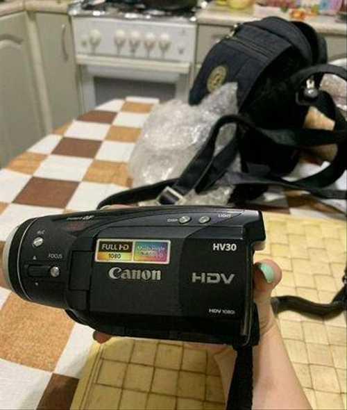 Видеокамера Canon HV30