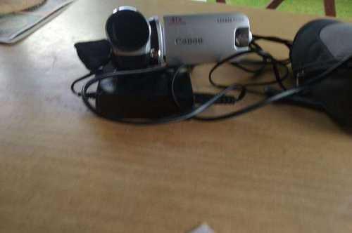 Цифровая видеокамера Canon Legria FS200