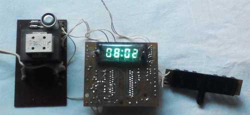 Часы электронные СССР с будильником