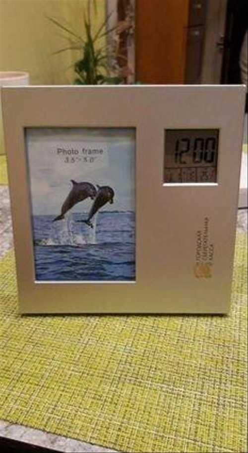 Часы,рамка на стол,будильник,таймер,температура