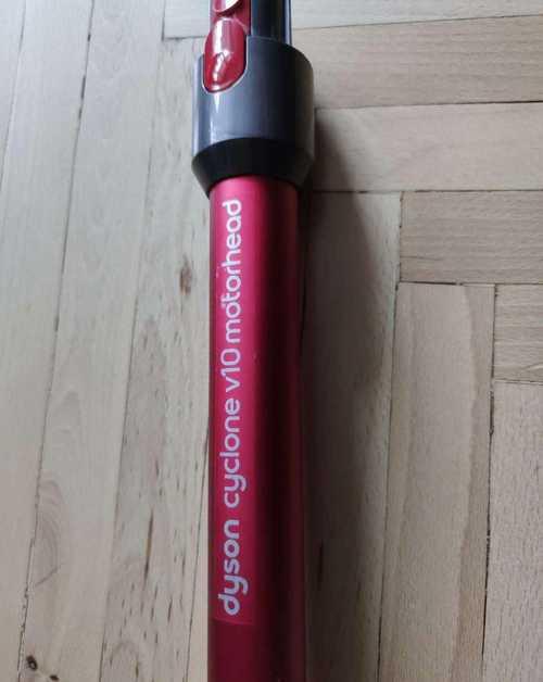 Щетка и зарядка Dyson