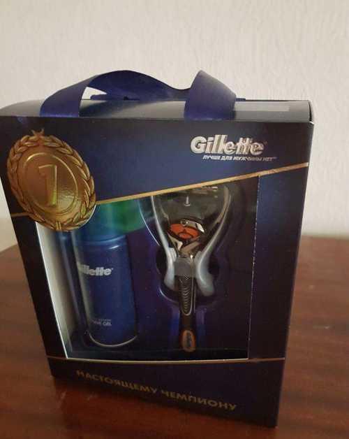 Подарочный набор Gillette бритва + гель для бритья