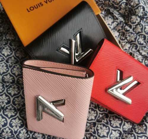 Новый компактный женский кошелёк Louis Vuitton