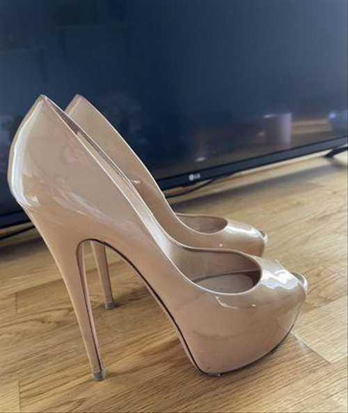 Туфли casadei 37