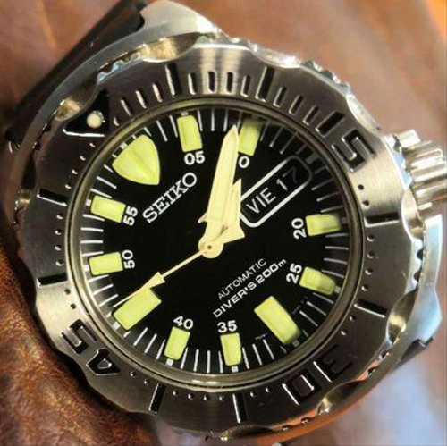 Часы seiko black monster 7s26