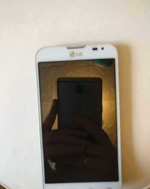 Телефон LG d325