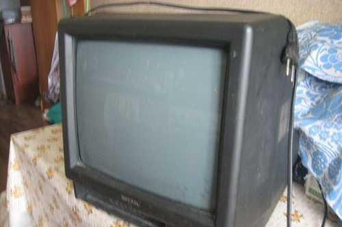 Телевизор черно-белый