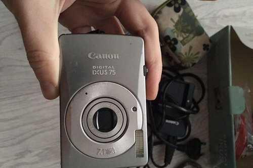 Компактный фотоаппарат Canon ixus75
