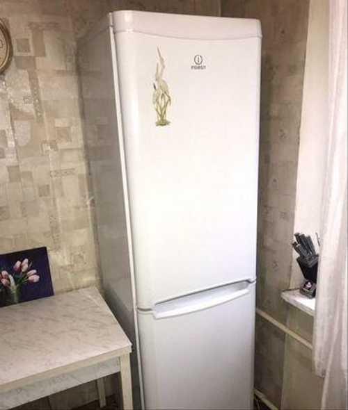 Холодильник indesit bh20.025
