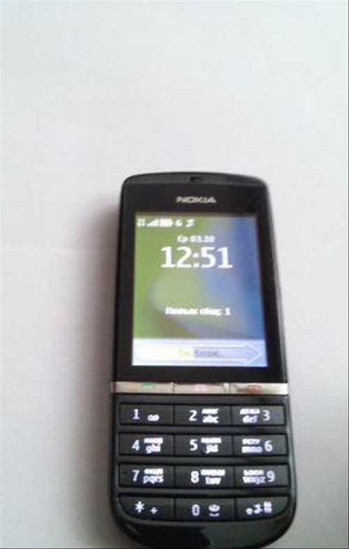 Телефон Nokia Asha 300