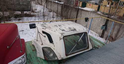 Капот volvo 2003 год