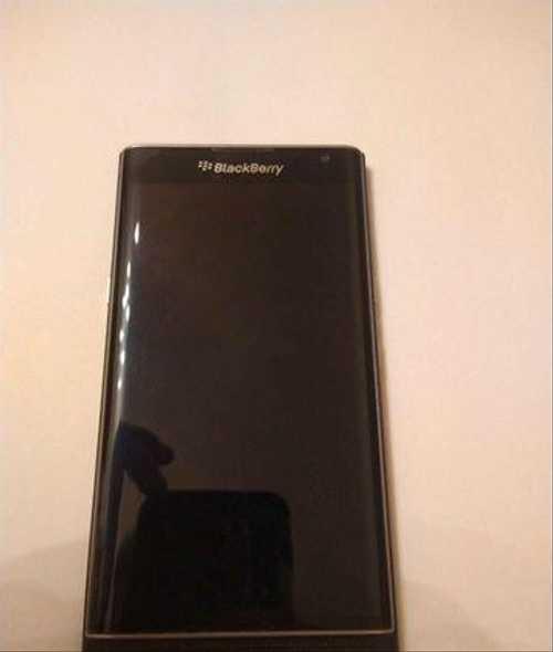 Телефон BlackBerry Priv