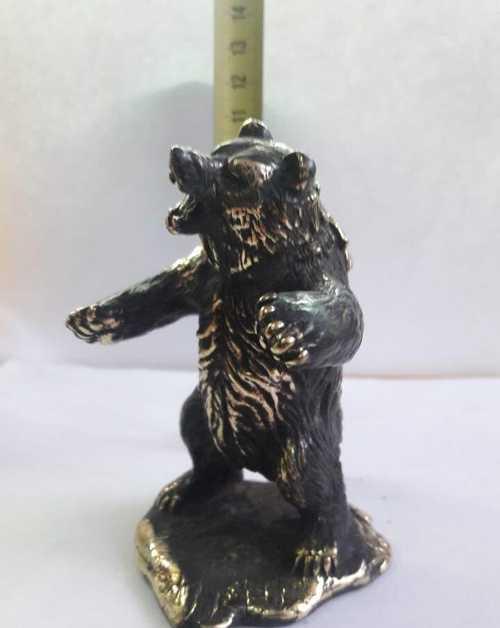 Медведь бронзовый, литой