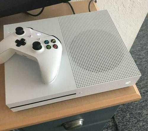 Xbox One S 1Tb