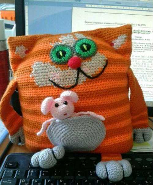 Котик. Игрушка подушка