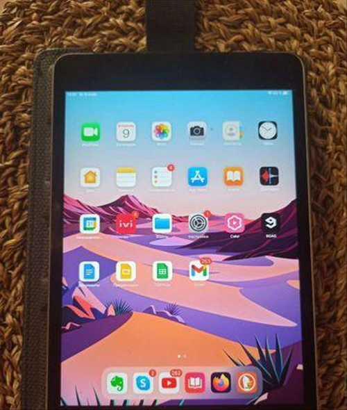 iPad mini 4
