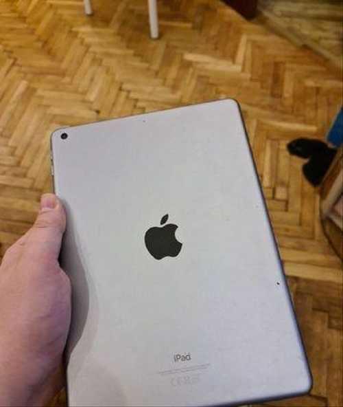 iPad 6го поколени 32gb wi fi
