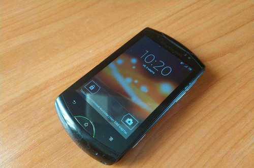 Смартфон Sony Ericsson WT19i