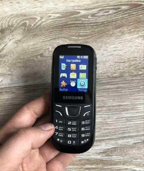 Samsung E1225T (Редкий Телефон)